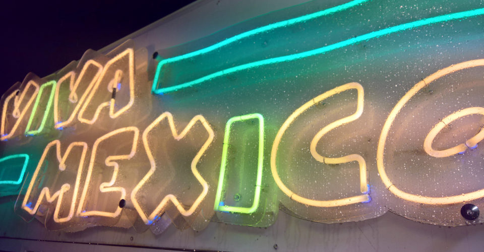 Neon | WINK Signalétique